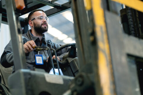 Forklift Operator Staffing Agencies & Jobs | Hire or Apply with PrideStaff
